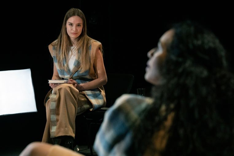 Emma Watson – The Play is een precies opgebouwde voorstelling over het ...