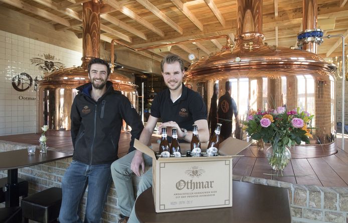 Rauchbiertje Ootmarsumse brouwerij Othmar bekroond met zilver | Dinkelland | tubantia.nl