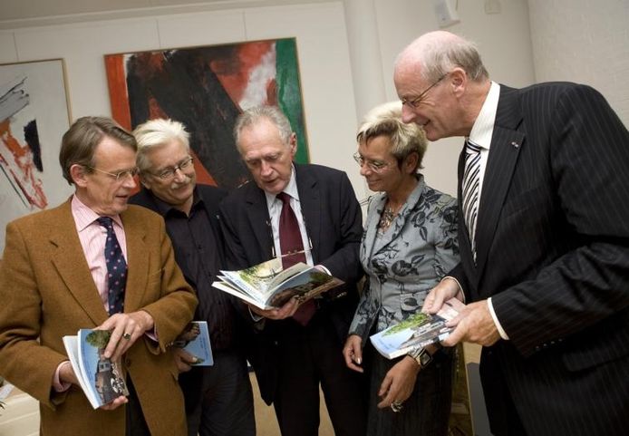 Alle pijlen Stadsherstel op Kanonsteeg | Zwolle | destentor.nl