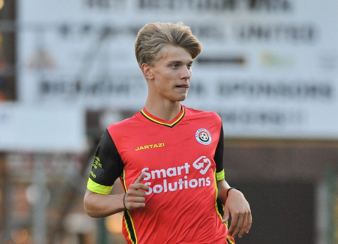 Louis Callens is nieuw bij FC Gullegem, Aron Defevere is terug van ...