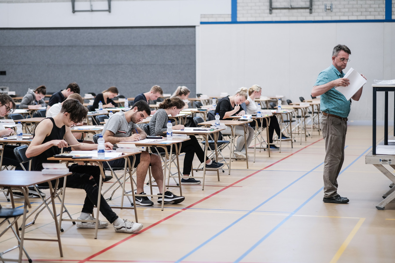Het eerste examen is achter de rug | Foto | gelderlander.nl