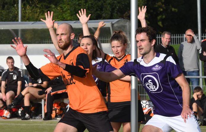 Mathijs Ramaker jaar langer bij korfballers Tiel’72 | Sport ...