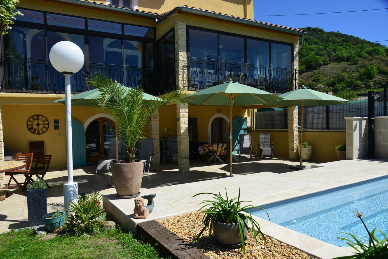 Luc (62) en Karin (60) ruilden fotowinkel in voor B&B in Zuid-Frankrijk ...