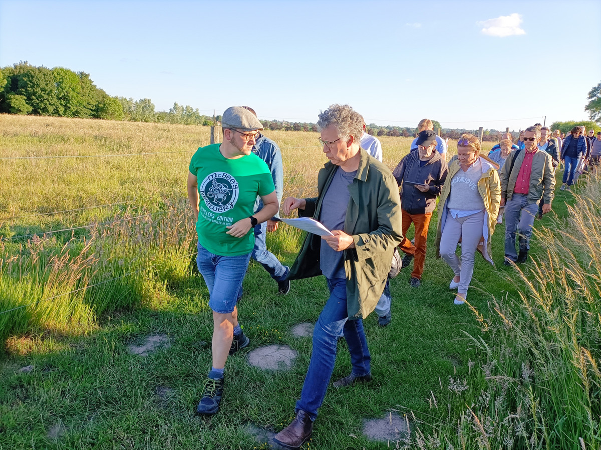 Theaterwandeling brengt straks sagen en legendes van de Poelberg tot ...