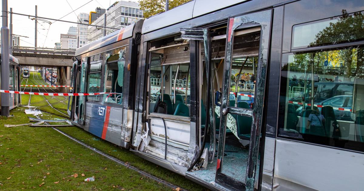 Tramverkeer Rotterdam komt langzaam weer op gang na urenlange stremming ...