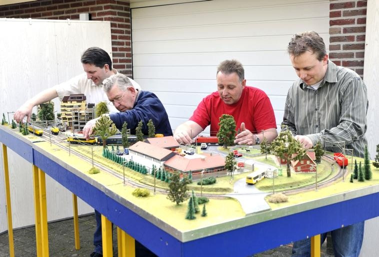 Modelspoor treint linea recta naar Vaassen | Foto | destentor.nl