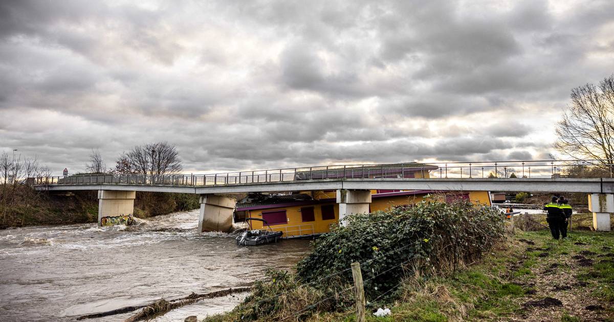 Defensie bekijkt mogelijkheden aanpak doorgebroken dam en op instorten ...