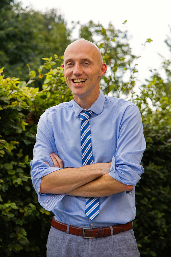Bert Schelfhout (39) derde kandidaat-voorzitter voor Open Vld | Foto ...