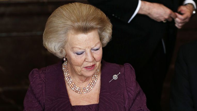 'Hoe is het mogelijk dat Beatrix zo'n historische fout maakt in toespraak?'