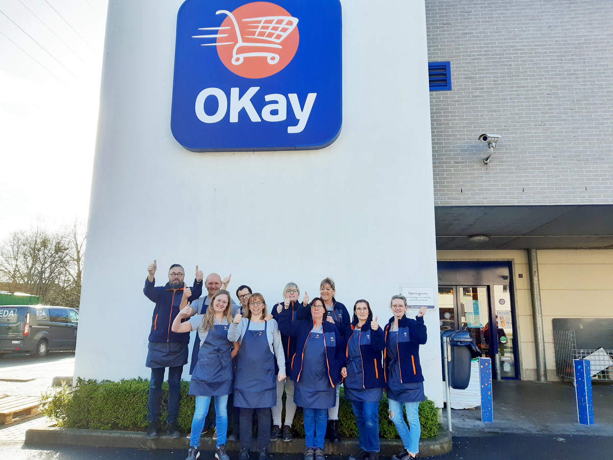 Buurtsupermarkt OKay heropent met opgefriste versmarkt, vernieuwde ...