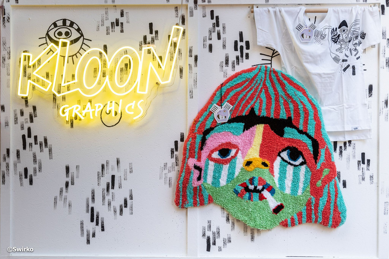 Kloon Graphics maakt de kleurrijkste ‘wandtapijten’ in Cimorné ...