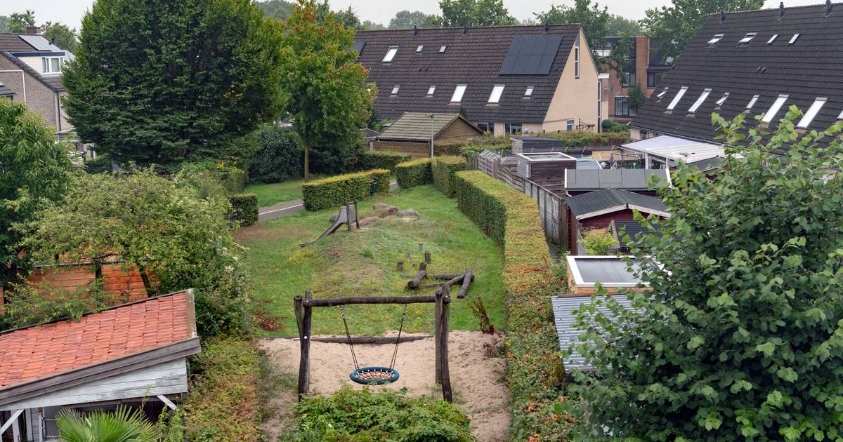 Overlast van hangjongeren? Deze Eerbeekse buurt koopt gronden op om ...