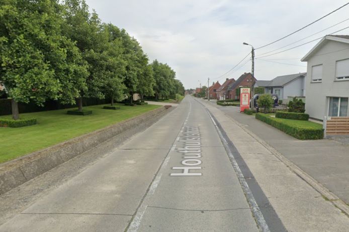 Stadenaars bezorgd om mogelijke herclassificering Houthulststraat als ...