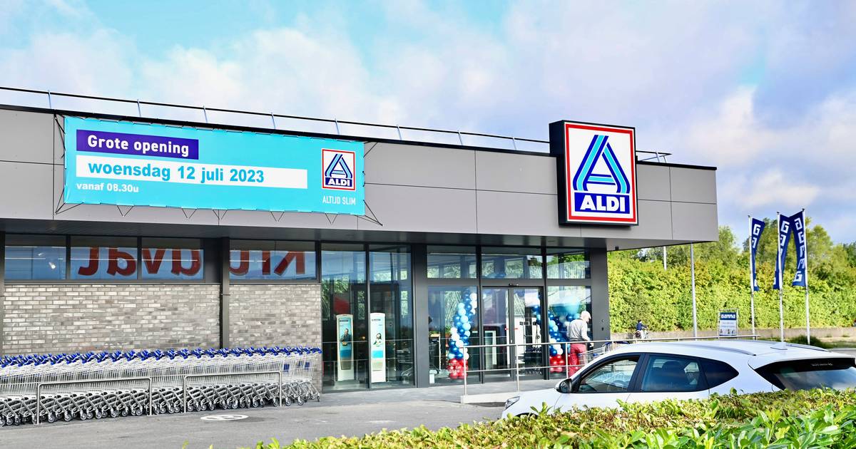 Aldi na zes maanden renovatiewerken terug open: “Groter, nieuwer en meer duurzame winkel ...