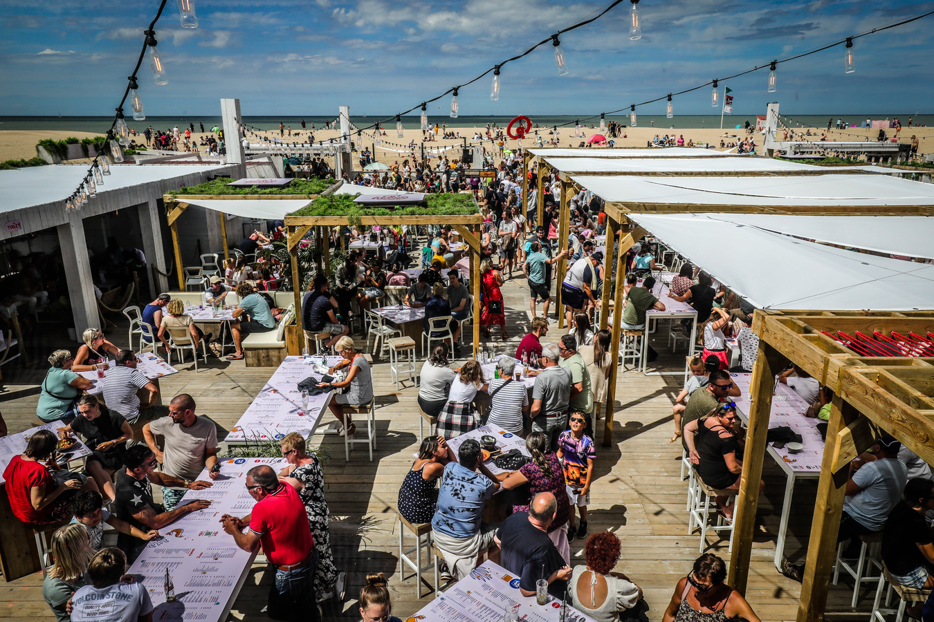 10 strandbars aan de kust waar je deze zomer moet geweest zijn: van een ...