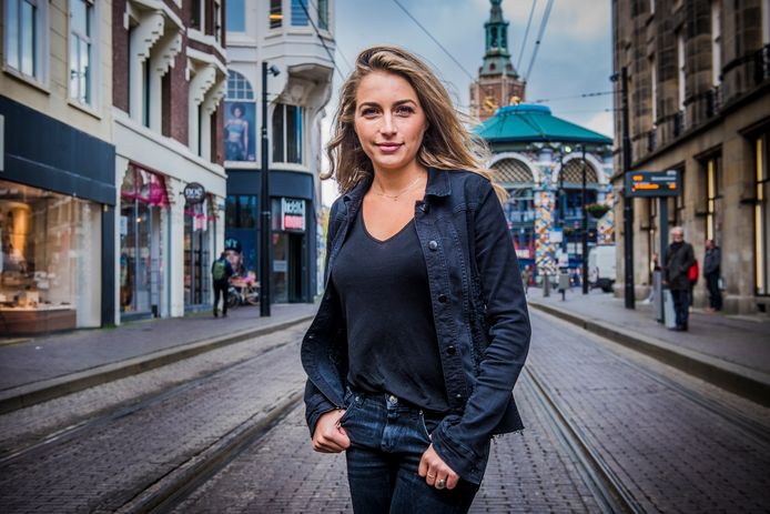 Shelly Sterk: Ik stond bij RTL achter in de rij | Show | AD.nl