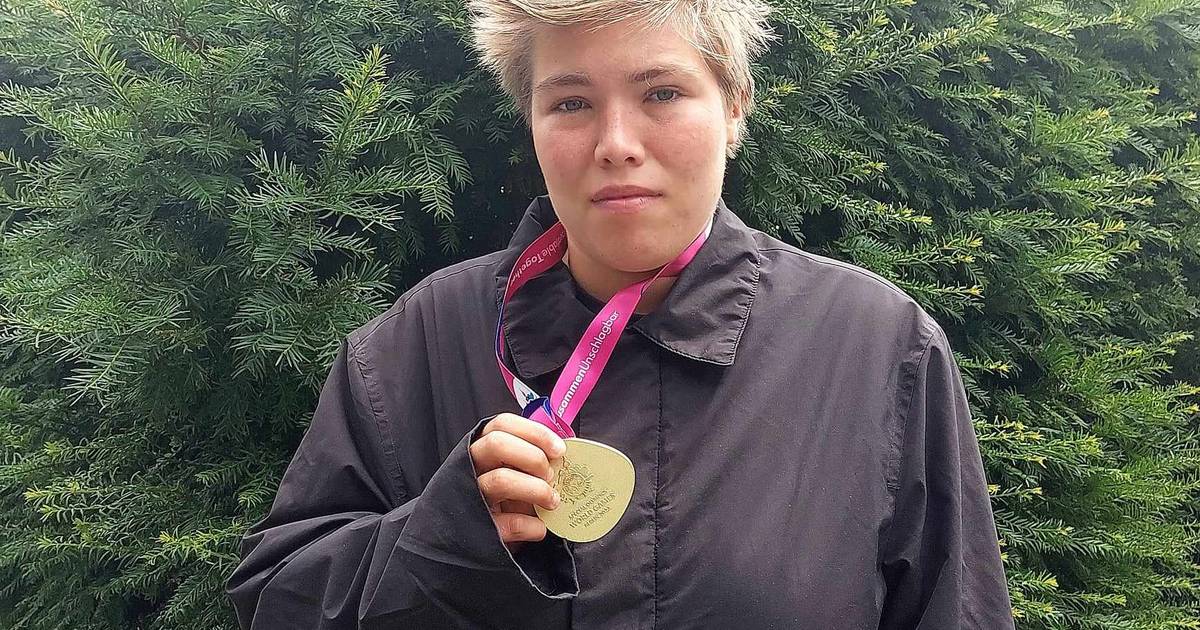 Lore (19) scoort met Special Flames op Wereldspelen van Special ...