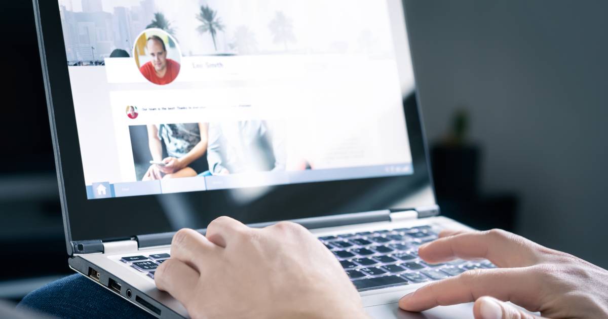 Als de vriend van R. (22) hoort dat ze longkanker heeft, zet hij zijn studie stop - maar dan ...