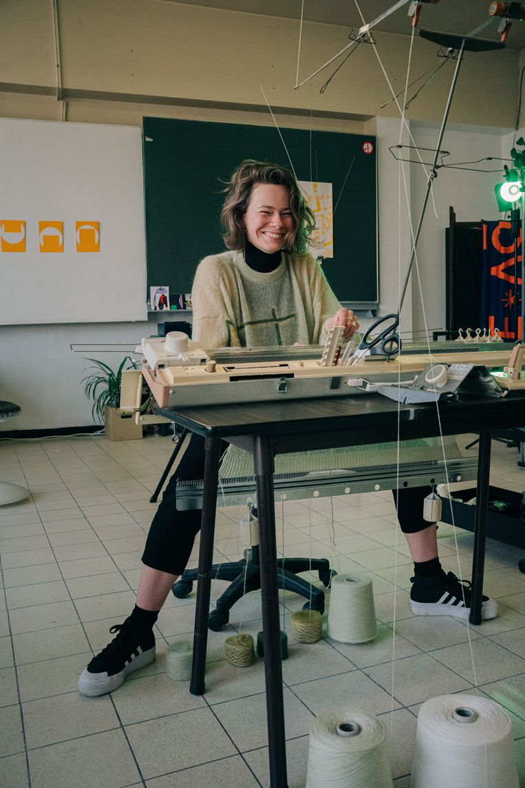 ‘Als het echt moet, kunnen we bij mensen thuis koken’: jonge ...