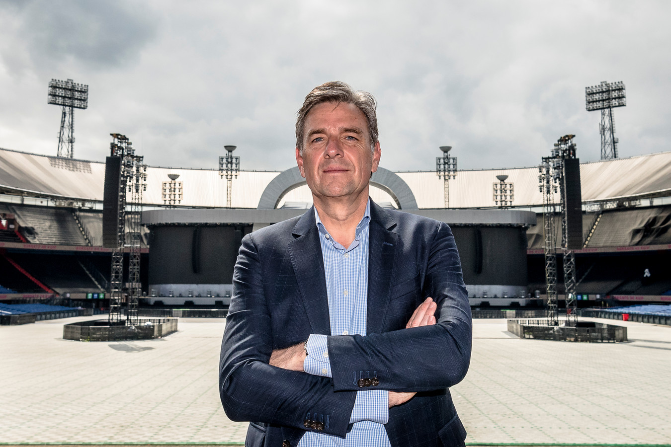 Directeur Feyenoord-stadion vertrekt om ingewikkelde discussie ...