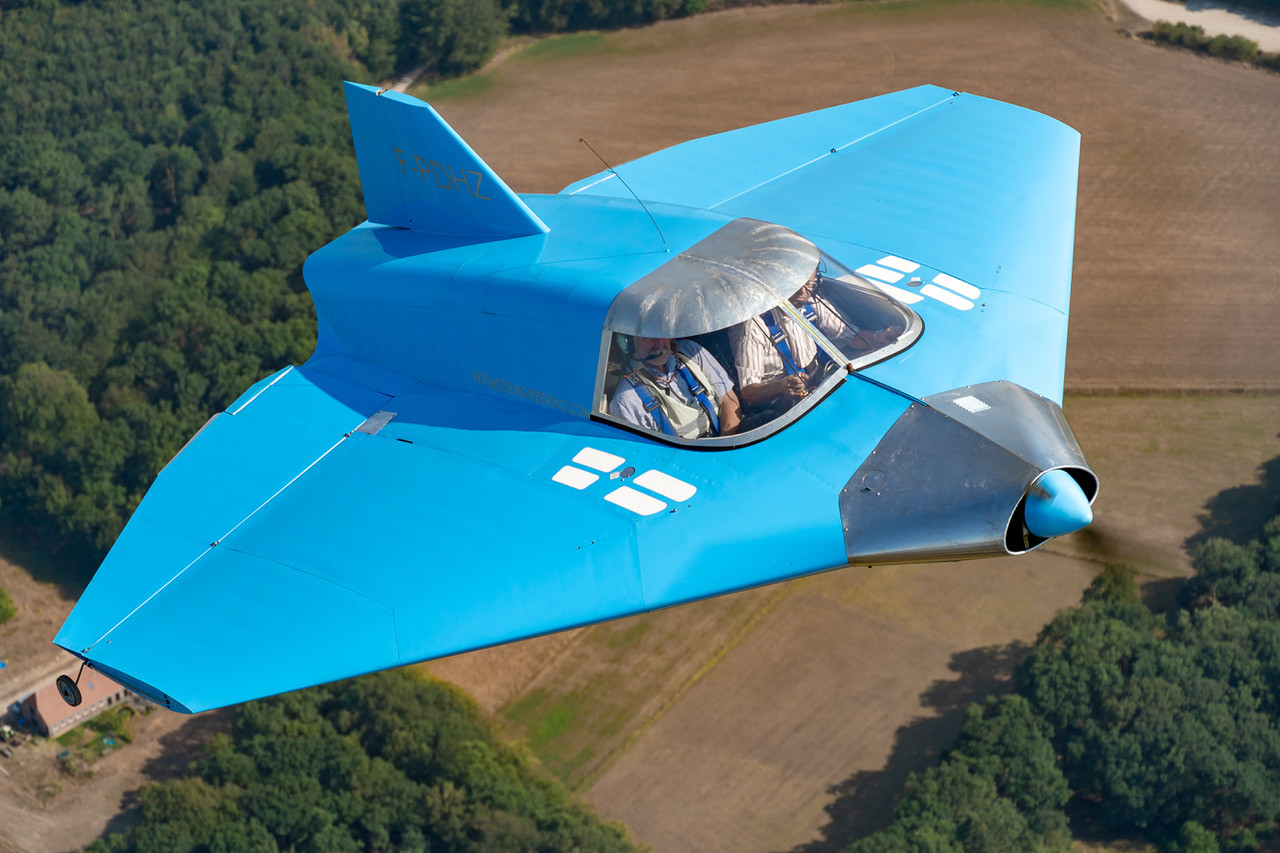 Lommelse vliegtuigbouwer duikt zeven keer op in UFO-meldingenrapport ...