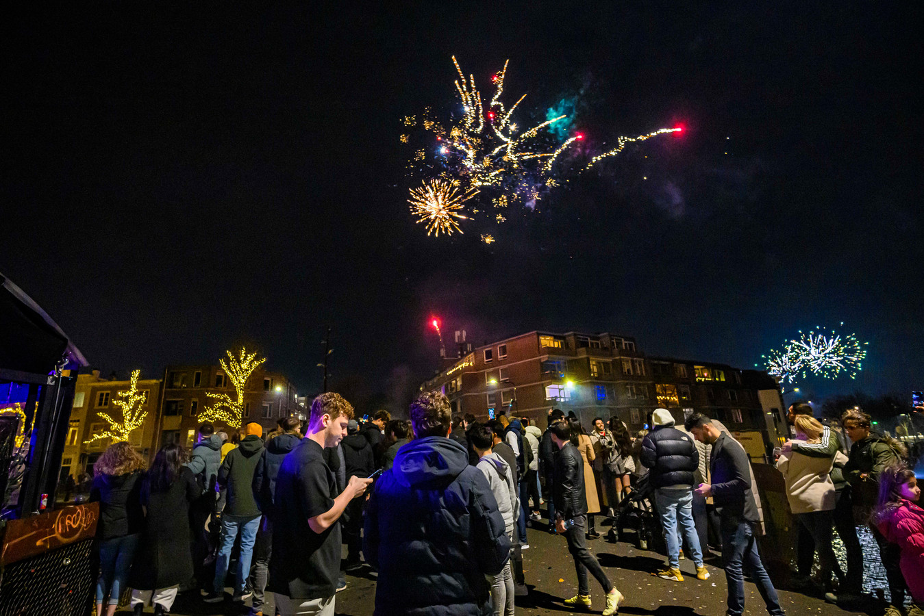 Veiligheidsregio: ‘Rustige jaarwisseling in West-Brabant’ | Foto | AD.nl