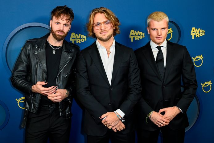 Paasbrunch familie Hofman loopt uit de hand en Geraldine viert pasen in ...