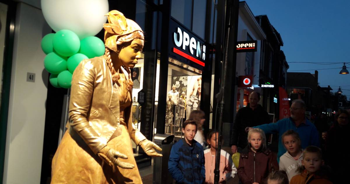 Kinderen kunnen opnieuw voor levend standbeeld spelen in Ede | Ede | AD.nl