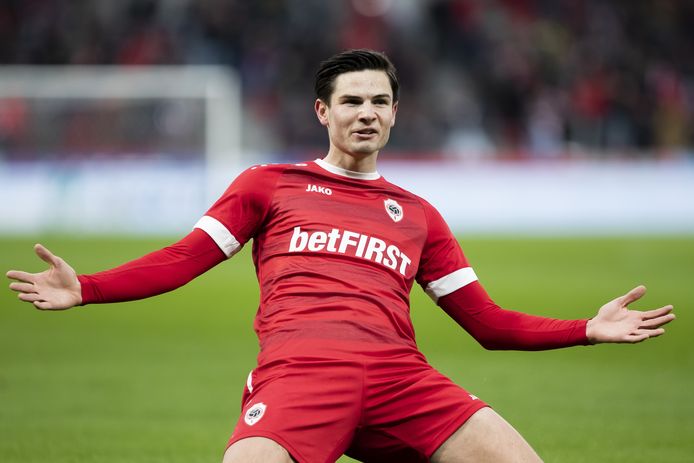 Jurgen Ekkelenkamp zet Antwerp op weg naar vlotte zege tegen Malinwa ...