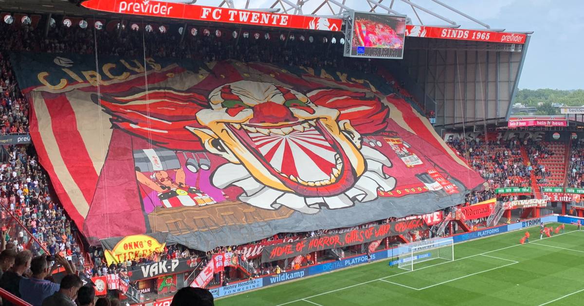 Vak-P pakt uit in kolkende Veste: megaspandoek ‘circus FC Twente ...