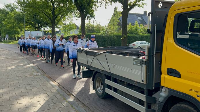 Bevrijdingsestafette van Wageningen naar Duiven volbracht en een zeer geslaagde play-in | Mijndg ...