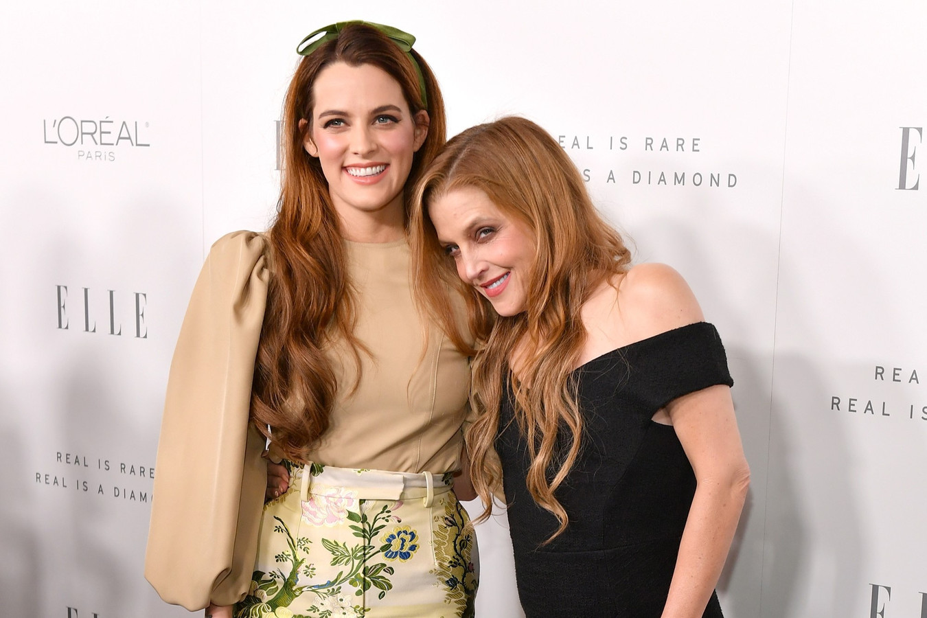 Dochter van wijlen Lisa Marie Presley brengt een jaar na haar dood ... Dochter van wijlen Lisa Marie Presley brengt een jaar na haar dood ...