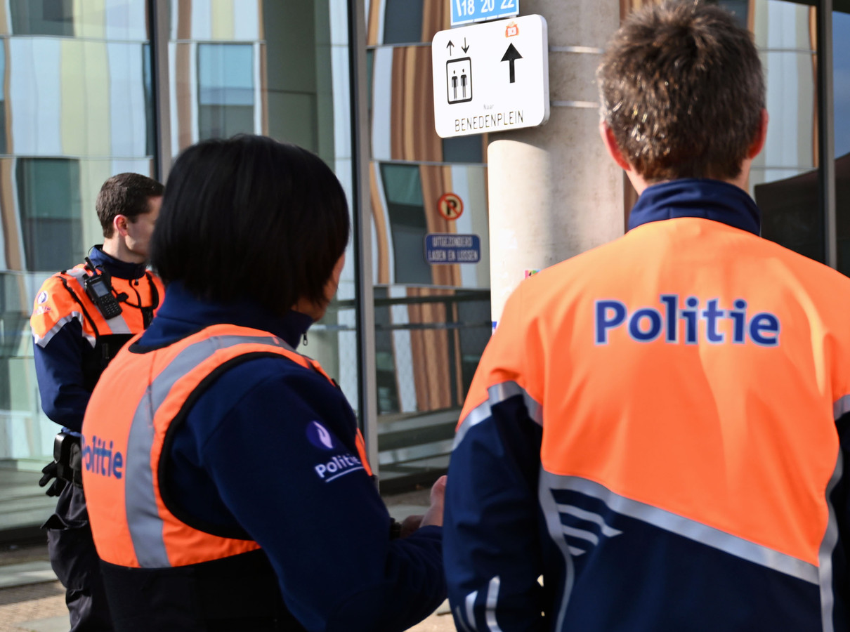 5-jarig meisje naar het ziekenhuis gebracht na aanrijding | Foto | hln.be