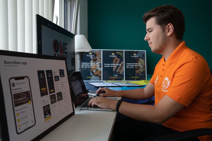 Talentvolle Kamper grafisch ontwerper Myron Kouffeld (20) op internationaal podium | Kampen | AD.nl