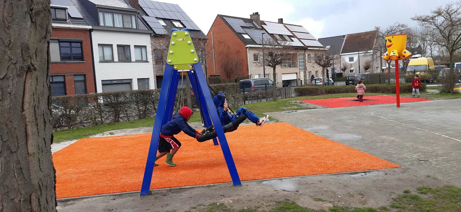 Inclusieve speeltuin van vzw Team Pia officieel geopend in Lier: “Het ...