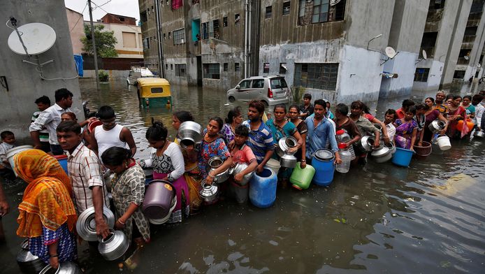 Ruim 850 doden door zware moessonregens in India | Buitenland | hln.be