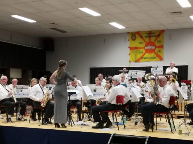 Lierenaar Pieter Jan De Paepe (27) is Pater Damiaan in musicalspektakel ...
