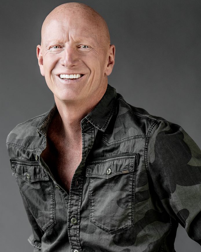 Wereldberoemde Jimmy Nelson fotografeerde 35 inheemse stammen, nu komt ...