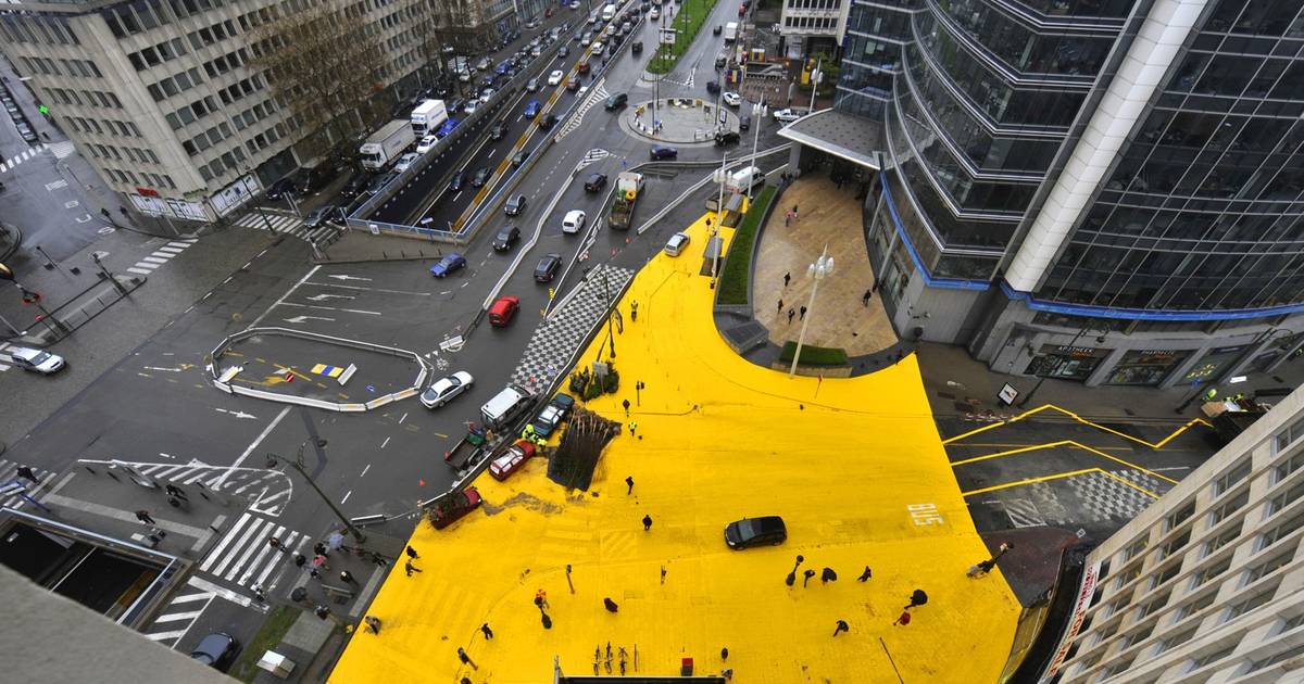 Le réaménagement provisoire de la place Madou fait bondir Emir Kir ...