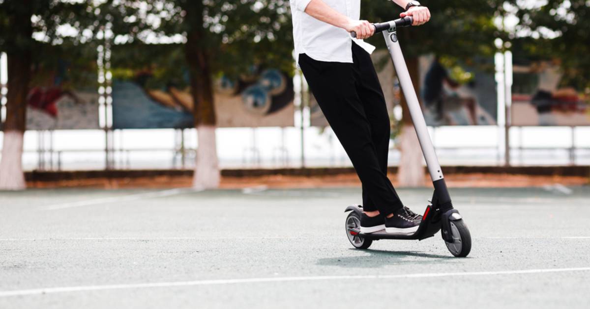 Hoe snel mag je rijden met elektrische step? Waar vorm je een ...