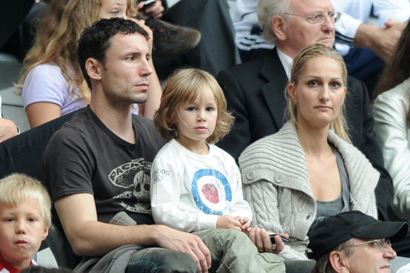 Van Bommel op eerste date met dochter Van Marwijk naar Mac | Foto | AD.nl
