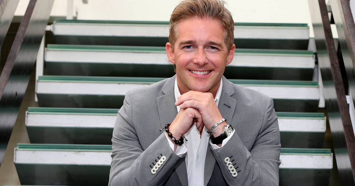 Zanger Christoff voor elke beslissing naar paragnoste | Celebrities ...