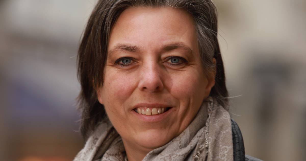 Annelies groeide op met jonge leeuwtjes | Arnhem | AD.nl