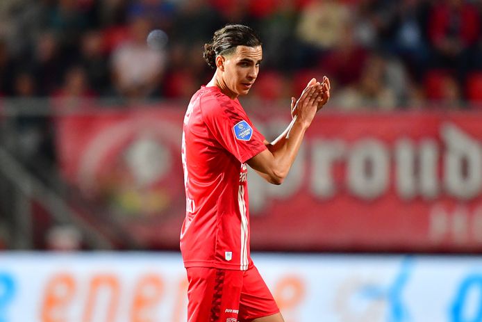 Zerrouki teleurgesteld na afketsen transfer Feyenoord: ‘Maar ik speel ...