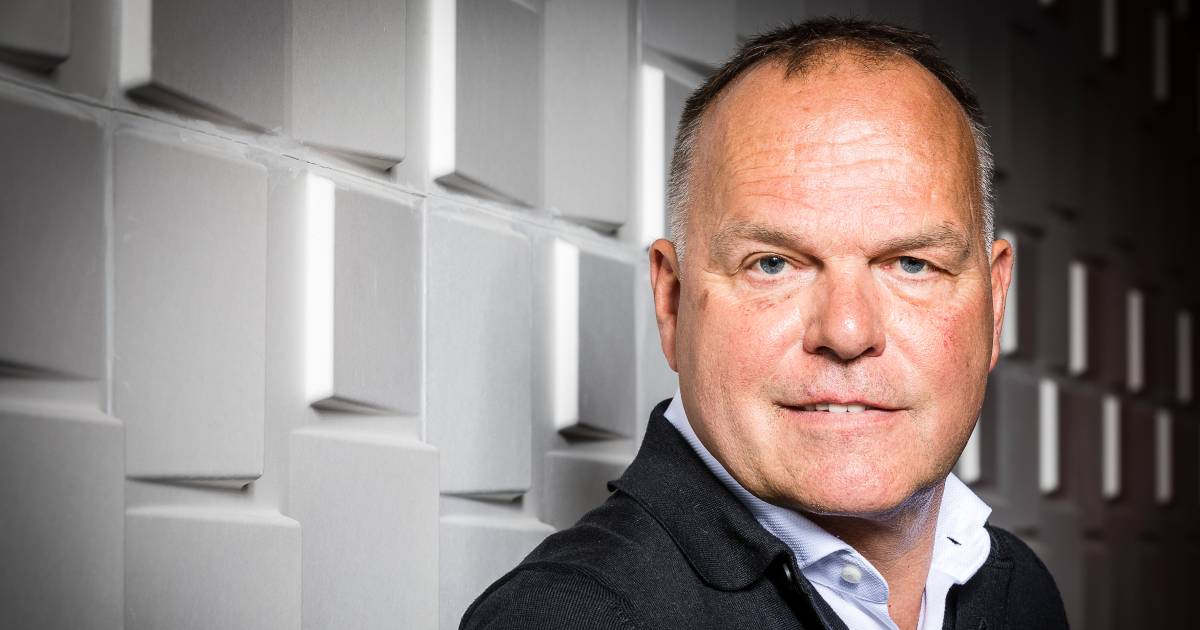 Henk van Stee gaat technisch manager Daryl Janmaat bij ADO als ‘buddy ...