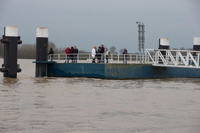 Rijn bij Lobith staat 13,63 meter hoog | Zevenaar | gelderlander.nl
