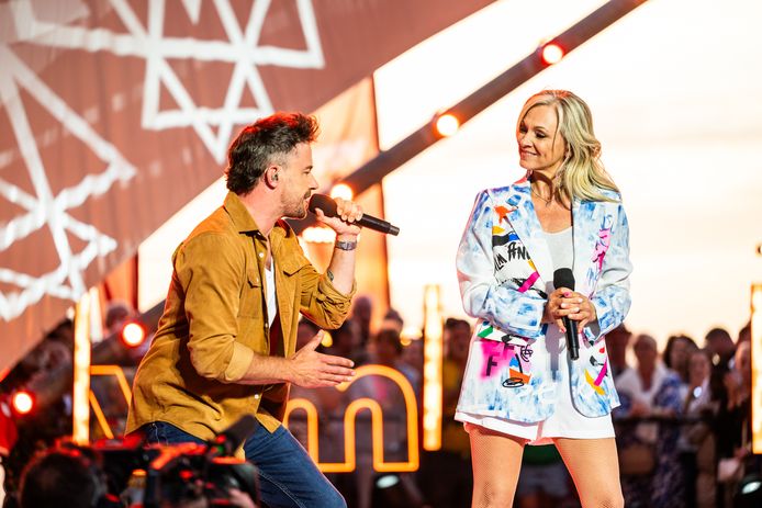 Laura Lynn en ‘Idool’-winnaar Dean vormen verrassend duo in ‘Tien om te ...