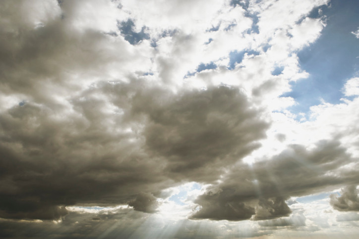 Un ciel entre nuages et petites éclaircies | Foto | 7sur7.be
