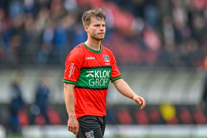 Proper na sterke opmars door supporters verkozen tot speler van het ...