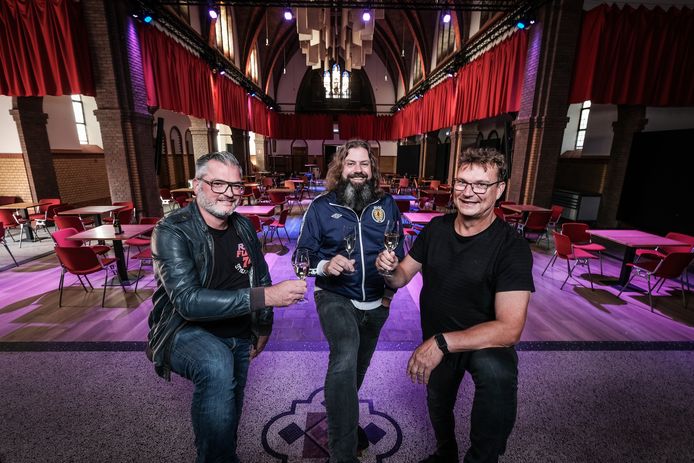 Nieuwe stichting wil Comedytrain en theatershows naar Loil halen ...